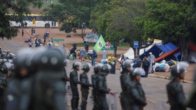 Brazil: Security Forces Detain1,200 Pro-Bolsonaro Violators of Govt ...
